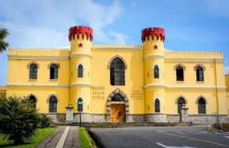 Inicio - Universidad CENFOTEC